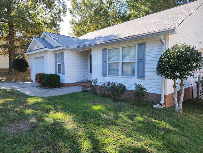 Lovley 3 Bedroom 2 Bath Located in Irmo House - House Rental in Irmo ...