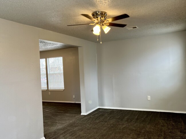 1048 N Trenton Ave Off-Campus Housing, Tulsa, OK