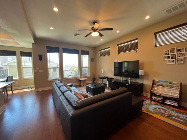 Crestview Large 3 Bedroom Home - Come See! - House Rental in Austin, TX ...