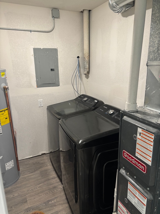 Seward Apartments Unit 1 Off-Campus Housing, Grand Forks, ND