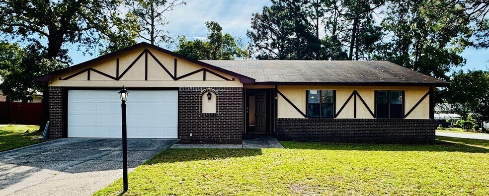 6912 Timbercroft Ln - House for Rent in Fayetteville, NC | ForRent.com