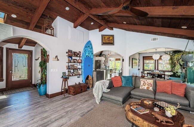 Coastal Charm Vacation Retreat in Encinitas - House Rental in Encinitas ...