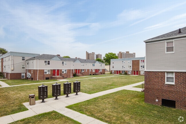 Sheridan Gardens Apartments For Rent in Elizabeth, NJ | ForRent.com