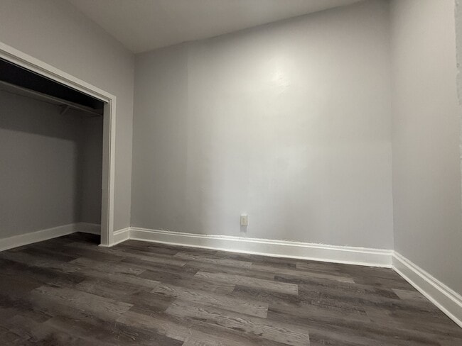 11 Osborne St Off-Campus Housing, Albany, NY