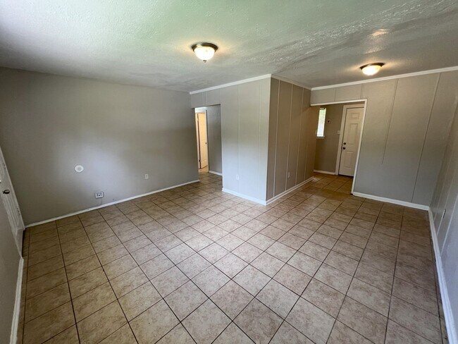 2 Bedroom 1 Bath home located in Baton Rou... - House Rental in Baton ...