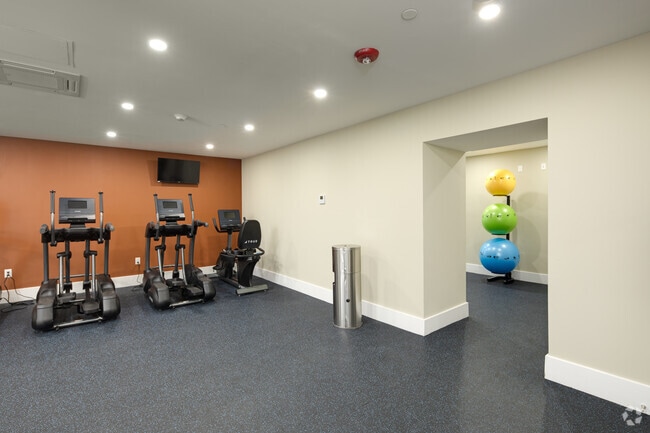 Verona at Naylor Metro Apartments For Rent in Temple Hills, MD ...