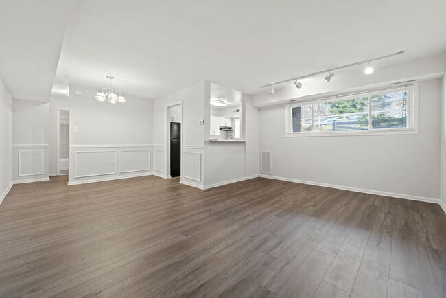 Tysons View Apartments - Falls Church, VA | ForRent.com