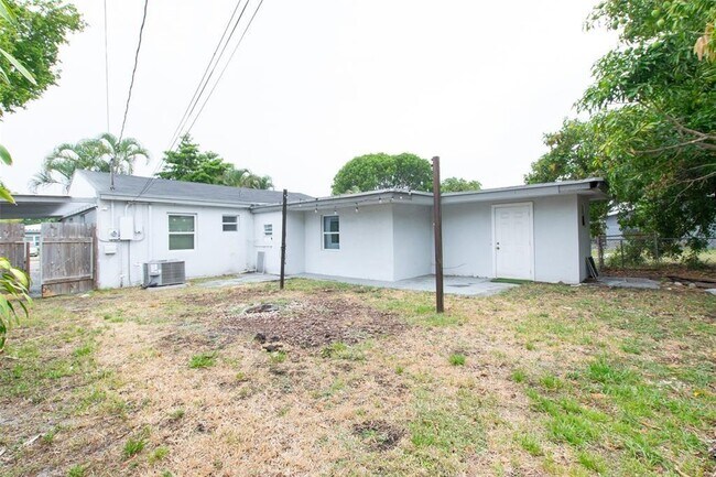 1432 NW 3rd Ave House - House Rental in Fort Lauderdale, FL | ForRent.com