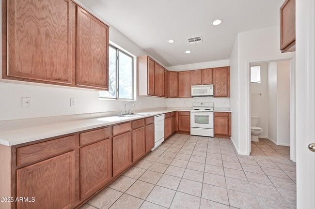 2513 E Flintlock Pl Off-Campus Housing, Chandler, AZ
