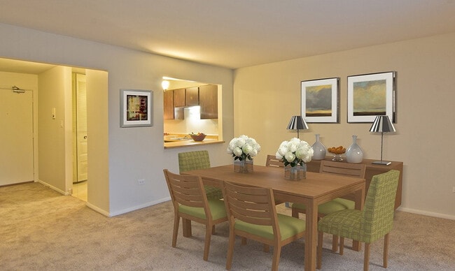 Cedar Ridge Apartments For Rent in Richton Park, IL | ForRent.com