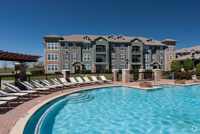 Hanover Preston Hollow Apartments Off-Campus Housing, Dallas, TX