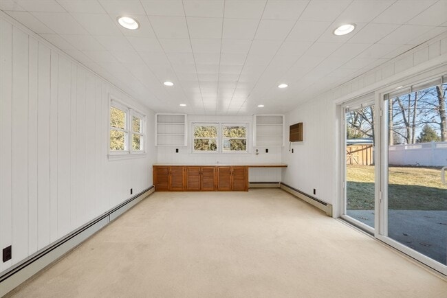 8 Stanley St Off-Campus Housing, Natick, MA