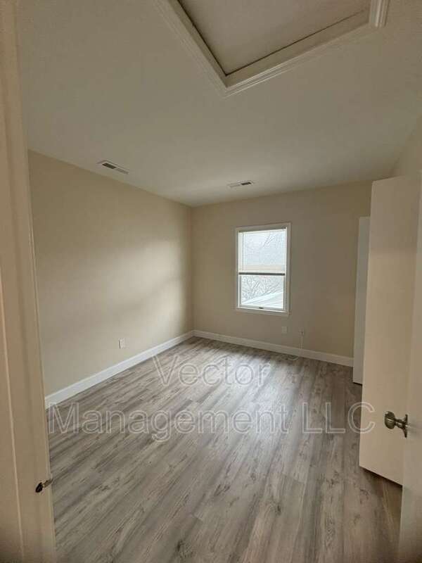 2842 Dixwell Ave Off-Campus Housing, Hamden, CT