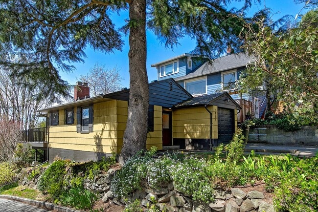 Your Homestead: An Early-Seattle Cottage, ... - House Rental in Seattle ...