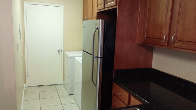7166 N Fruit Ave - Condo for Rent in Fresno, CA | ForRent.com