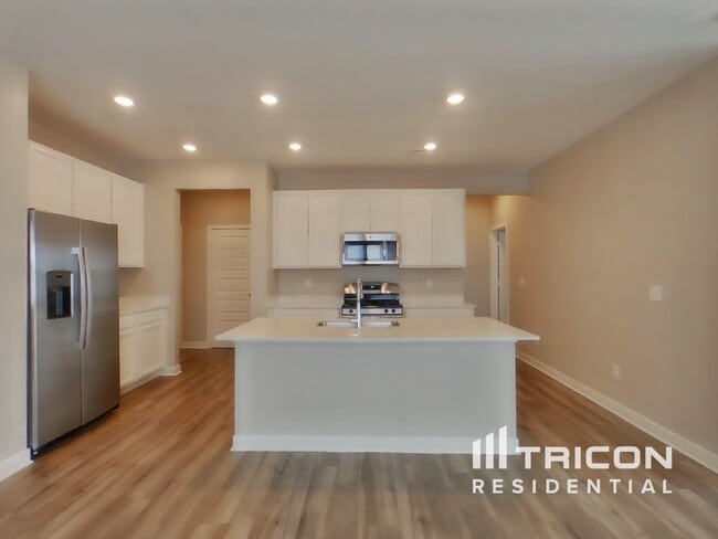 10003 Sundley Dr Off-Campus Housing, Indianapolis, IN