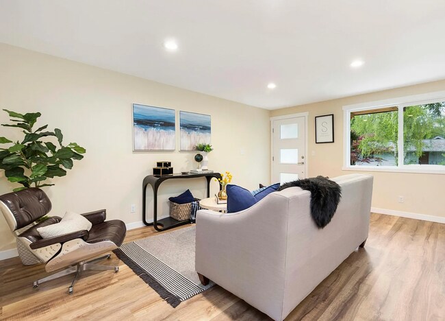 Stunningly remodeled single story home loc... - House Rental in Seattle ...