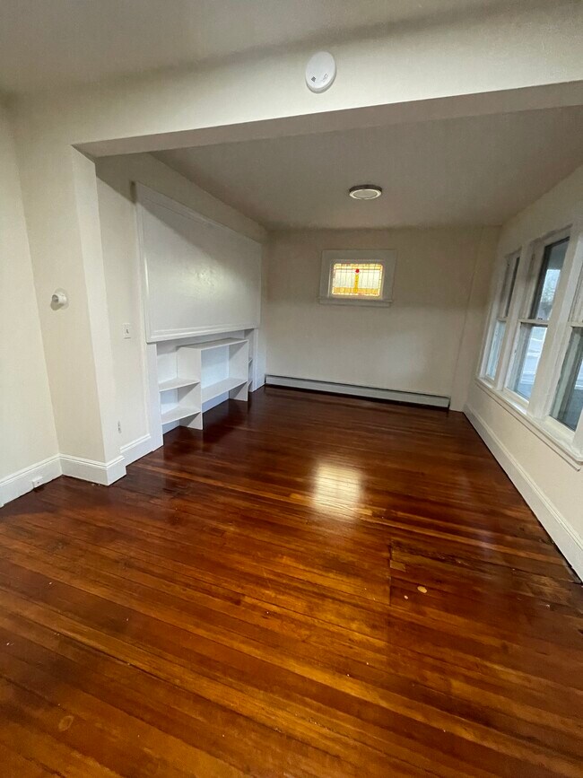 861 White Plains Rd - House Rental in Trumbull, CT | ForRent.com