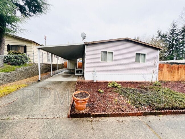 12217 SE 207th St Rental For Rent in Kent, WA | ForRent.com