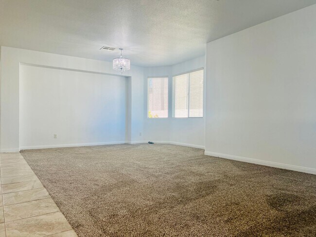 Rhodes Ranch Guard Gated with Golf Course ... - House Rental in Las ...