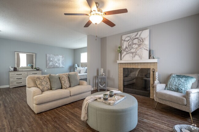 The Pointe at East River Place Apartments For Rent in Jackson, MS ...