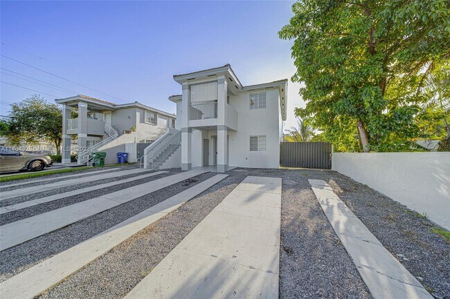 $3250 221 SW 78th Pl # 231 - House Rental in Miami, FL | ForRent.com