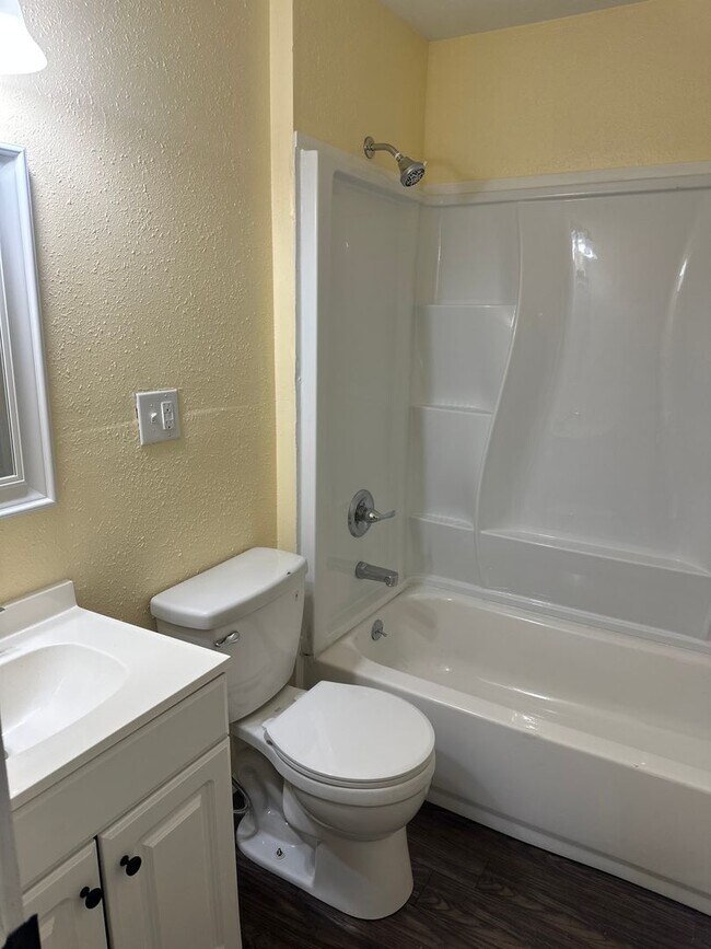 2 BEDROOM 1 BATHROOM HOUSE FOR RENT Rental - House Rental in Lebanon ...