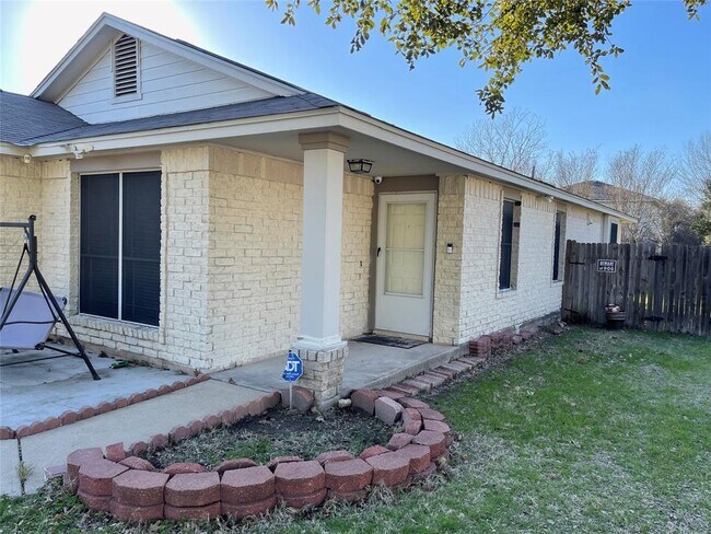 14416 Harcourt House Ln - House Rental in Pflugerville, TX | ForRent.com
