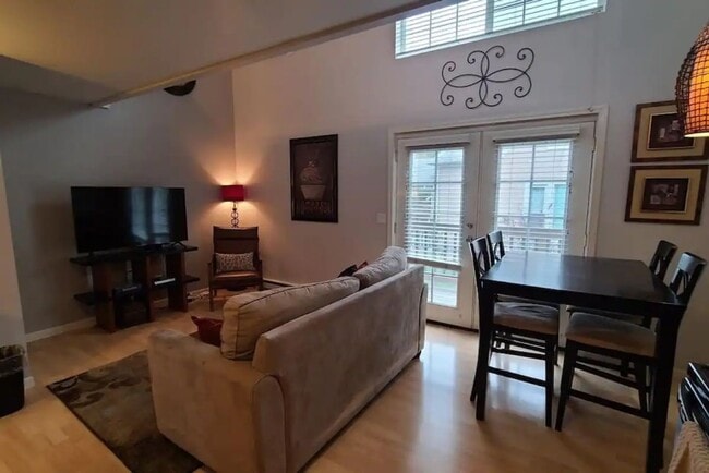 Centrally Located Townhouse – Near to South Perry, Quick Drive to ...