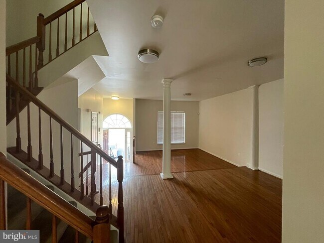 21091 Alberta Terrace - Townhome Rental in Sterling VA | ForRent.com