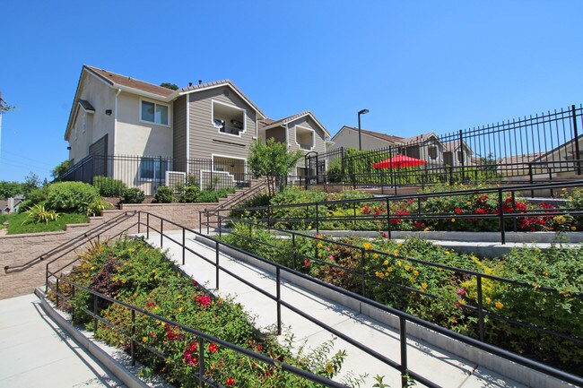 The Oaks at Hackberry Apartments - Sacramento, CA | ForRent.com