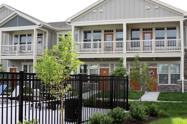 Springs at Lily Cache Creek Apartments - Bolingbrook, IL | ForRent.com