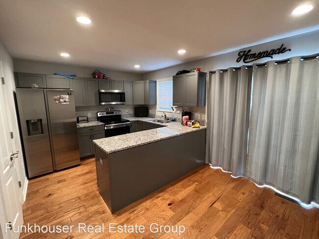 3 br, 2.5 bath House - 2340 Kendall Lane Rental - House Rental in ...