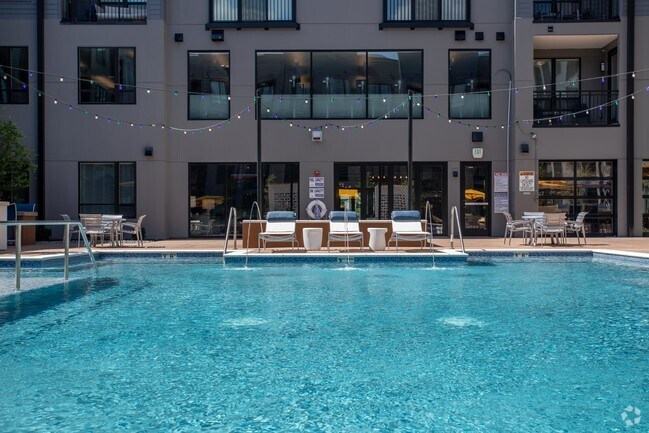 Chroma Apartments - Saint Louis, MO | ForRent.com