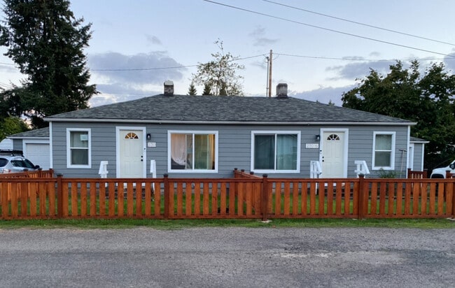 230 Baxter St Off-Campus Housing, Eugene, OR