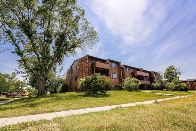 Grandview Square Apartments For Rent in Ames, IA | ForRent.com