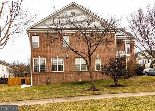 9571 Linnett Hill Dr Off-Campus Housing, Lorton, VA