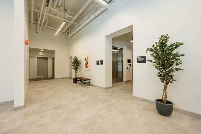 University of Illinois at Chicago | Off-Campus Housing Search