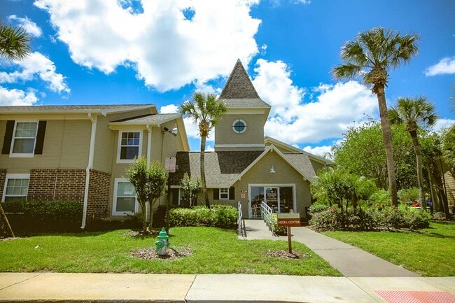 Signal Pointe Apartments - Winter Park, FL | ForRent.com