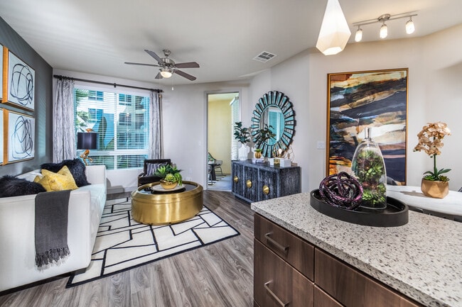 University of California Irvine | Off-Campus Housing Search