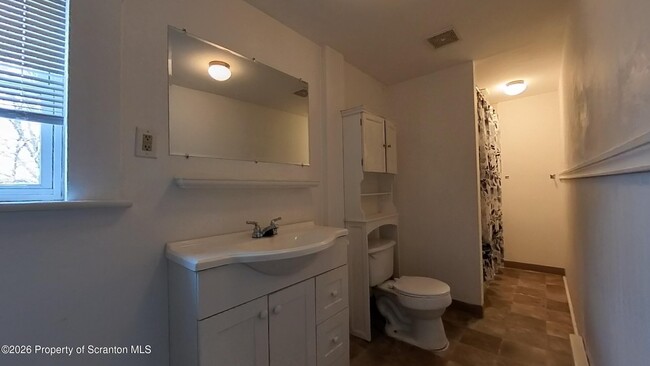 326 N Hyde Park Ave Off-Campus Housing, Scranton, PA