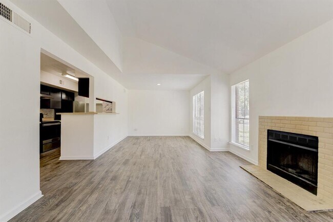 7200 W T C Jester Blvd Unit 901 - Houston, TX | ForRent.com