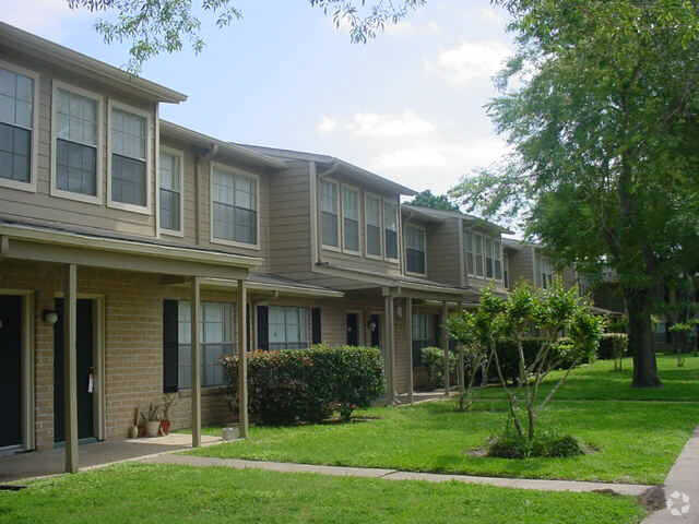 Apartments for Rent in Stafford, TX - 877 Rentals | ForRent.com