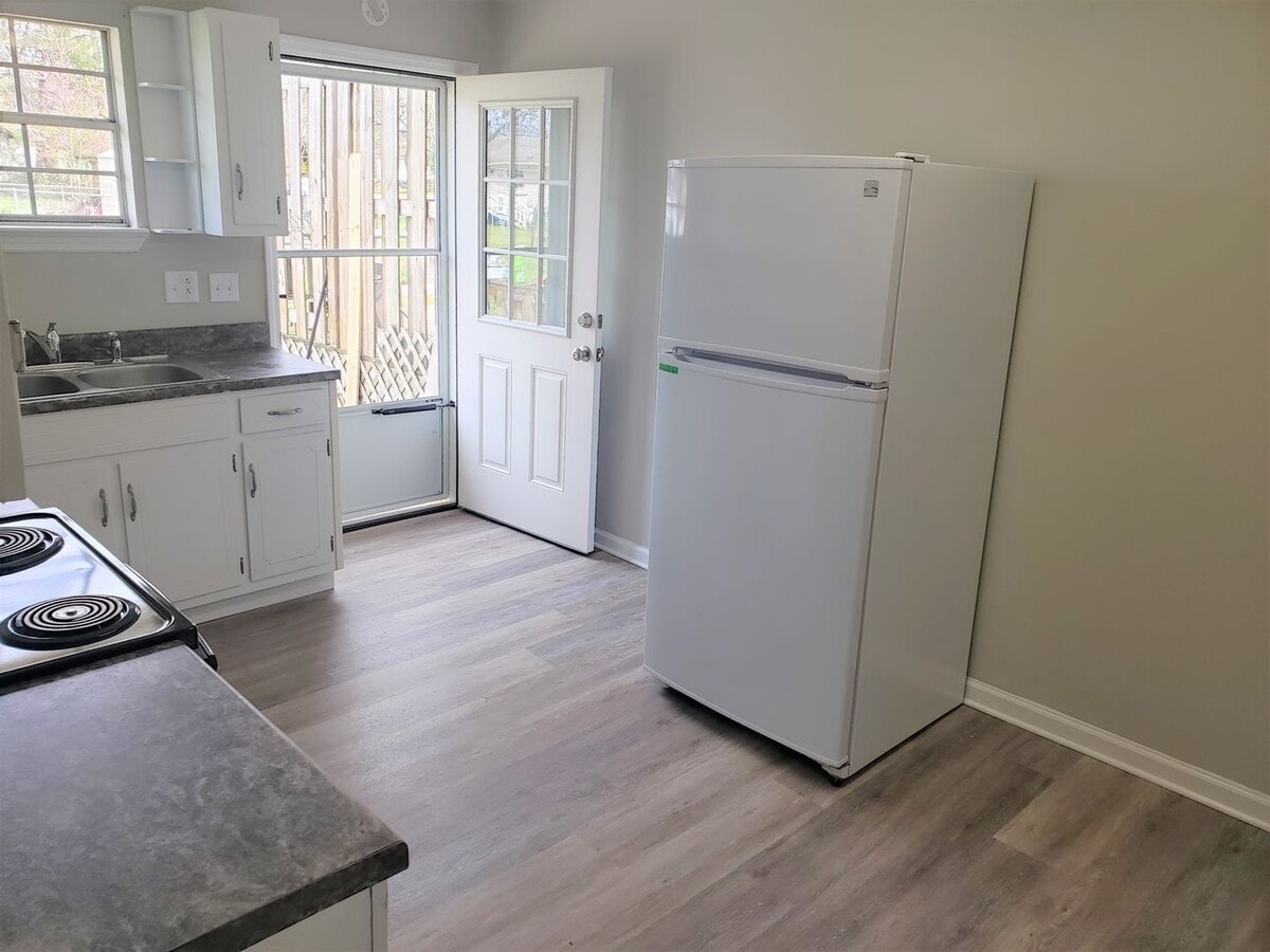 1807 Bay Hill Dr - House for Rent in Middle Valley, TN | ForRent.com