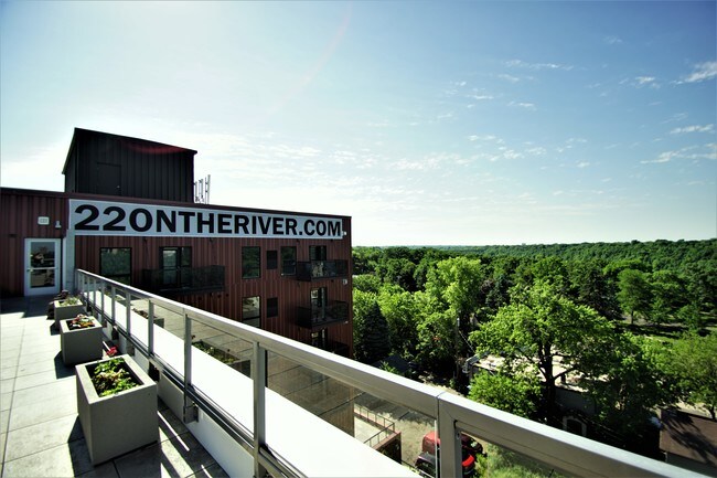 22 on the River Apartments For Rent in Minneapolis, MN | ForRent.com