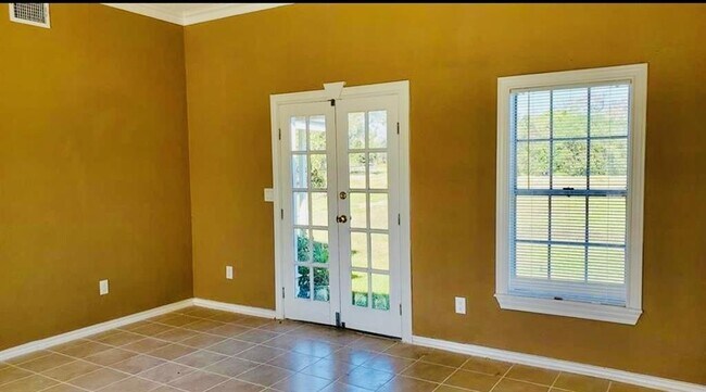 359 2nd St House - House Rental in Sealy, TX | ForRent.com