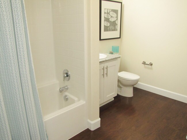 The Oaks at Hackberry Apartments - Sacramento, CA | ForRent.com