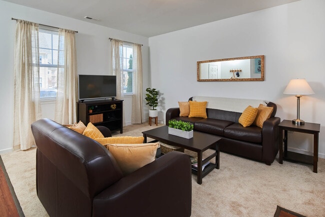 The Heights at State College Apartments | Penn State University | Off ...