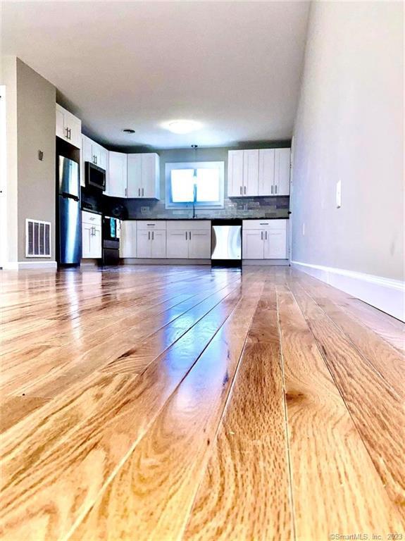 260 Richard St Condo Unit 3 - Condo for Rent in Newington, CT | ForRent.com