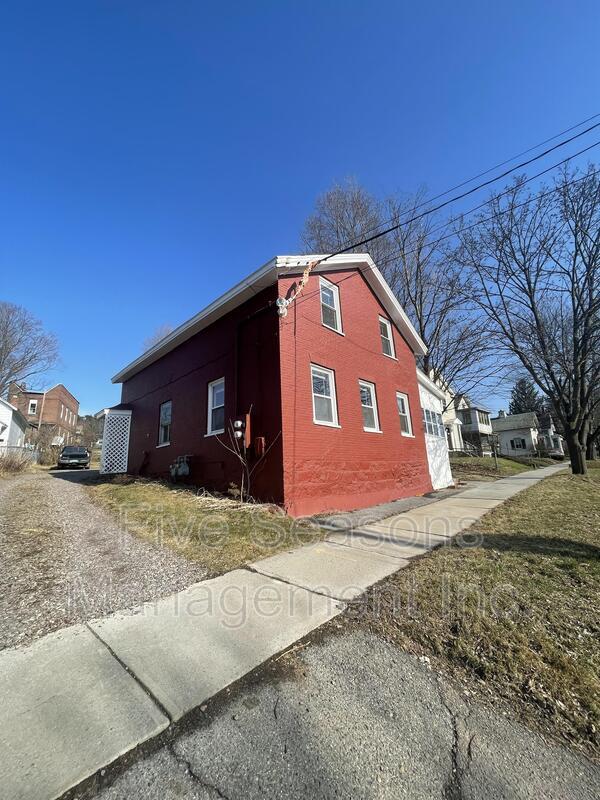 500 St Paul St Condo - Condo for Rent in Burlington, VT | ForRent.com